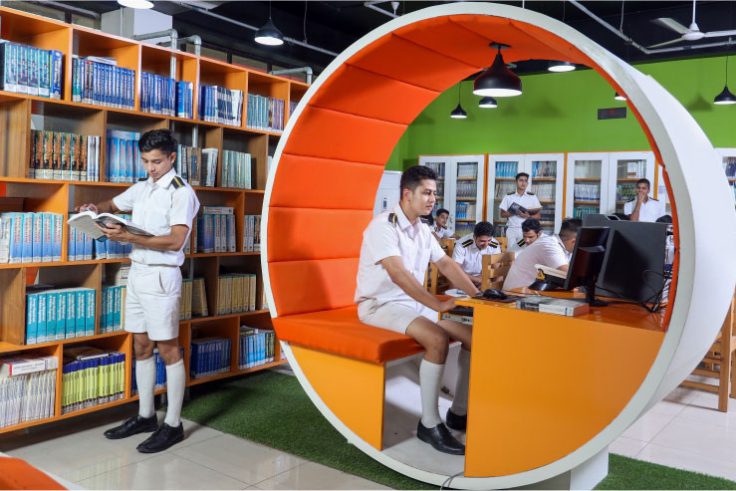 What is the Difference between Nautical Science and Marine Engineering?