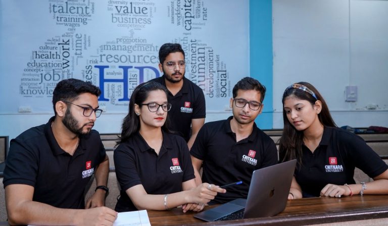 Mastering the Essentials of HR with an MBA