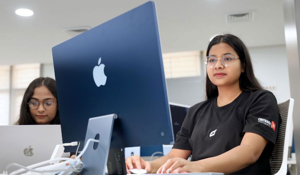 What to Expect from a BCom Course: Student's Perspective | Chitkara Uni.