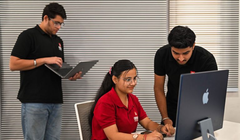 Top 10 skills every Computer Science Engineering student must have in 2023